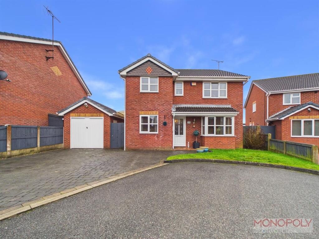 4 bedroom detached house for sale in Berse Road, Caego, Wrexham, LL11