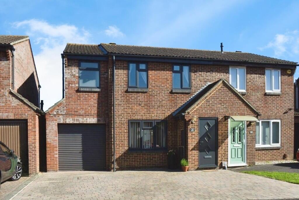 3 bedroom semi-detached house for sale in Gillcrest, Titchfield Common ...
