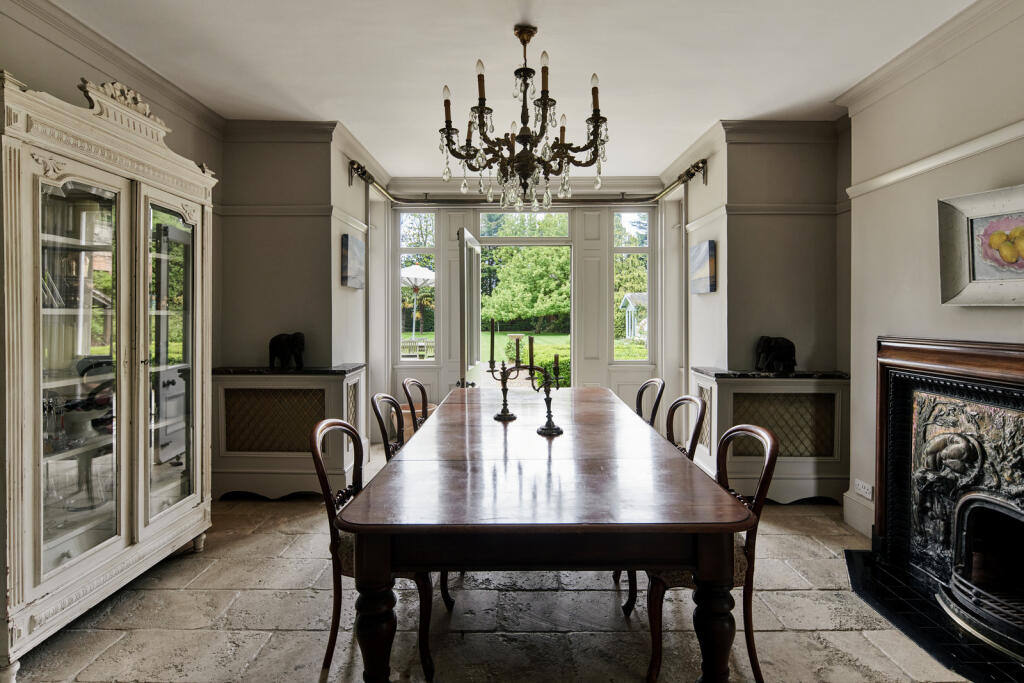 6 bedroom detached house for sale in High Elms, High Elms, Laleham ...