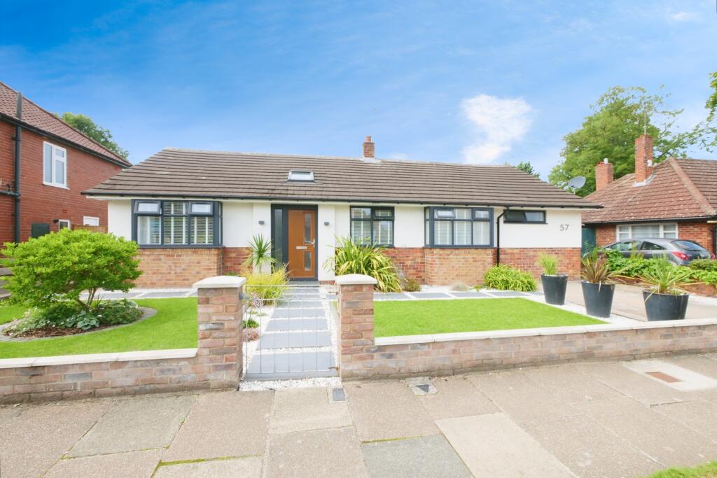 3 bedroom detached bungalow for sale in Westlands Grove, York, YO31