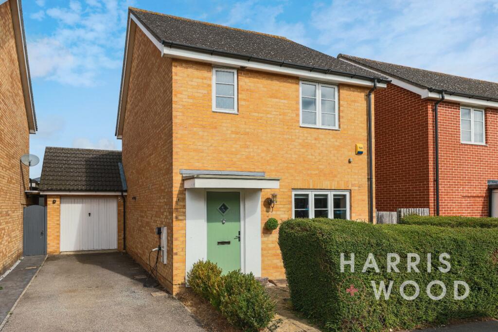 3 bedroom detached house for sale in Wood Grove, Silver End, Witham ...