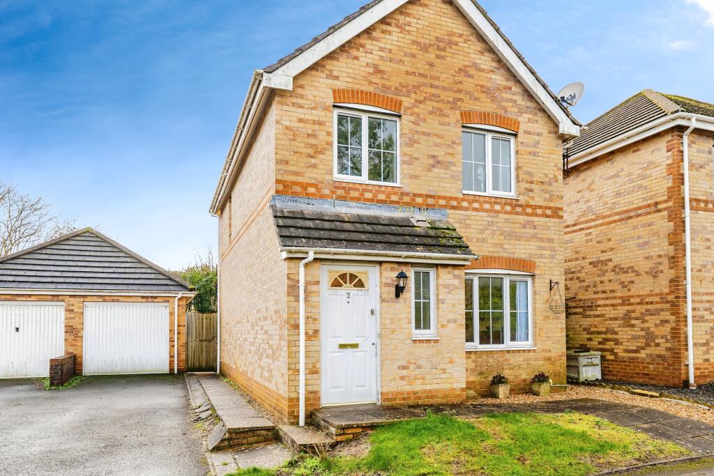 3 bedroom detached house for sale in Hafod Wen, Bridgend, CF31