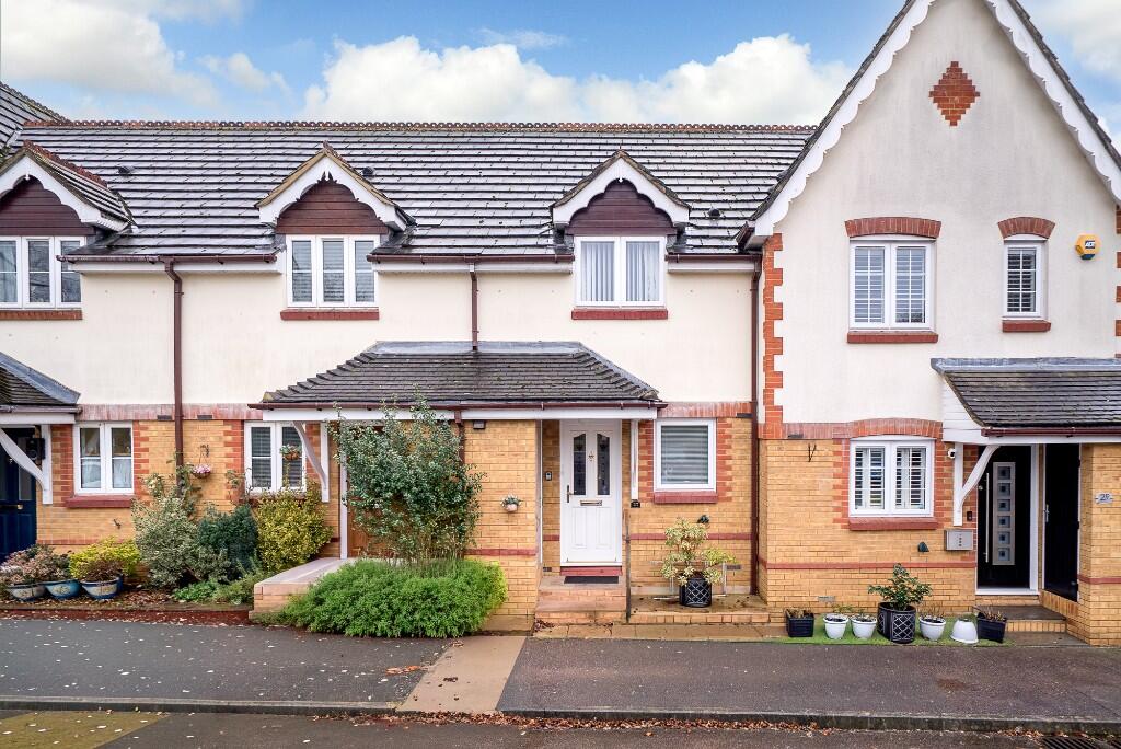 2 bedroom terraced house for sale in Eastbrook Way, Hemel Hempstead ...
