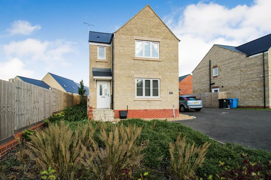 3 bedroom detached house for sale in Silvester Road, Weldon, Corby, NN17