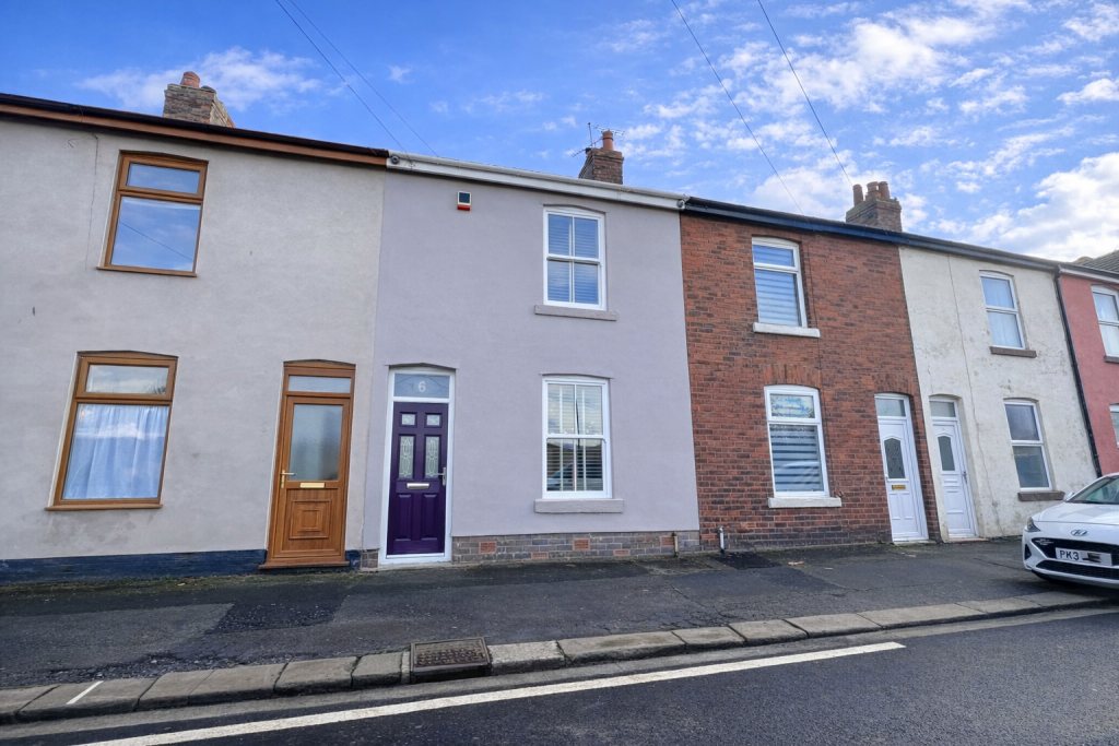 2 bedroom terraced house for sale in Ormerod Street, Thornton, FY5