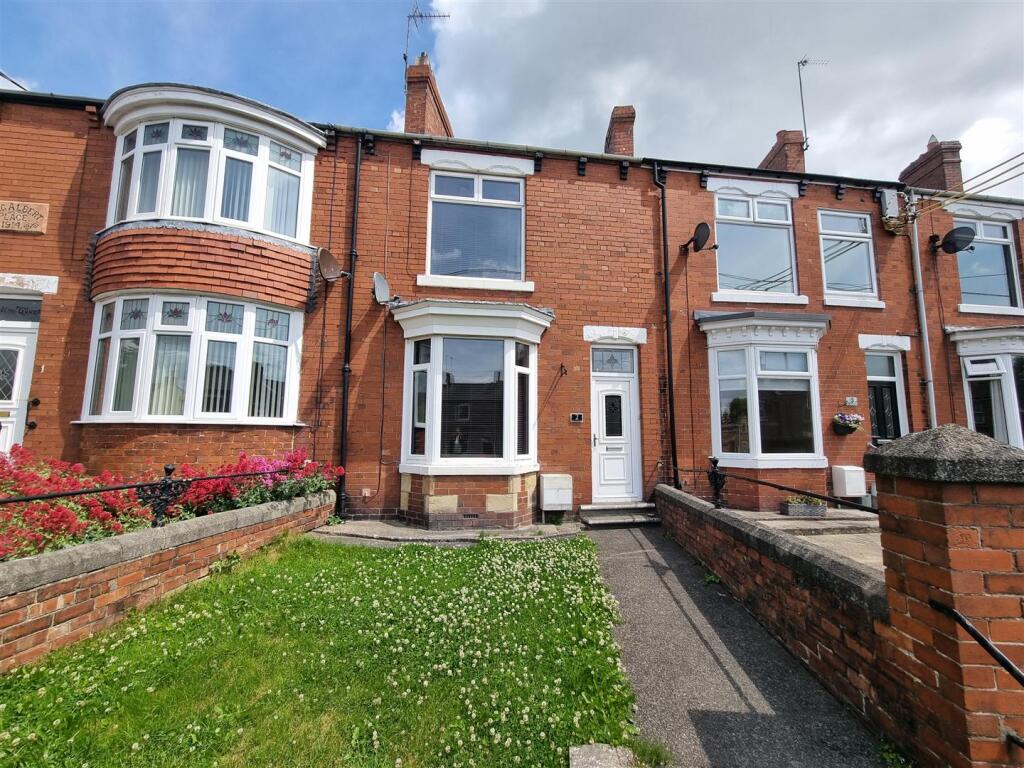 2 bedroom terraced house for sale in King Albert Place, Crook, DL15