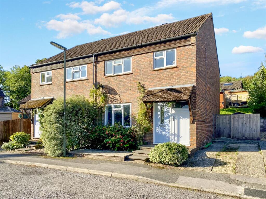 3 bedroom semi-detached house for sale in Williamson Close, Grayswood ...