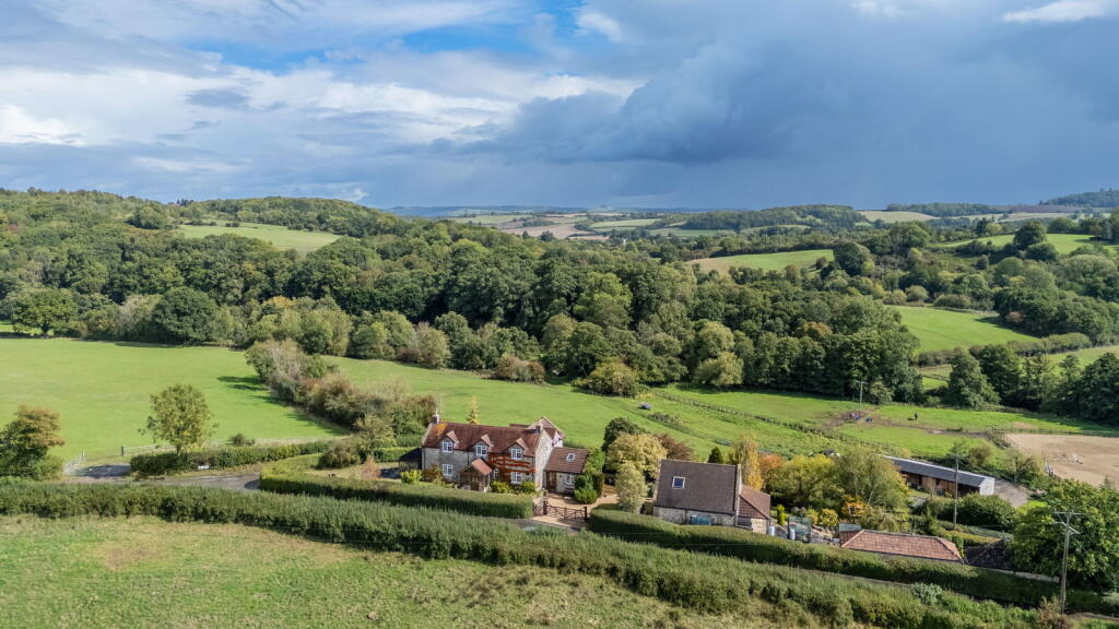 4 bedroom detached house for sale in Hunstrete Lane, Woollard, BS39