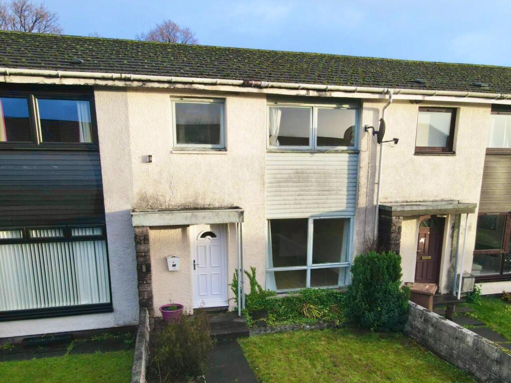 3 bedroom terraced house for sale in 90 Inverbreakie Drive, Invergordon ...