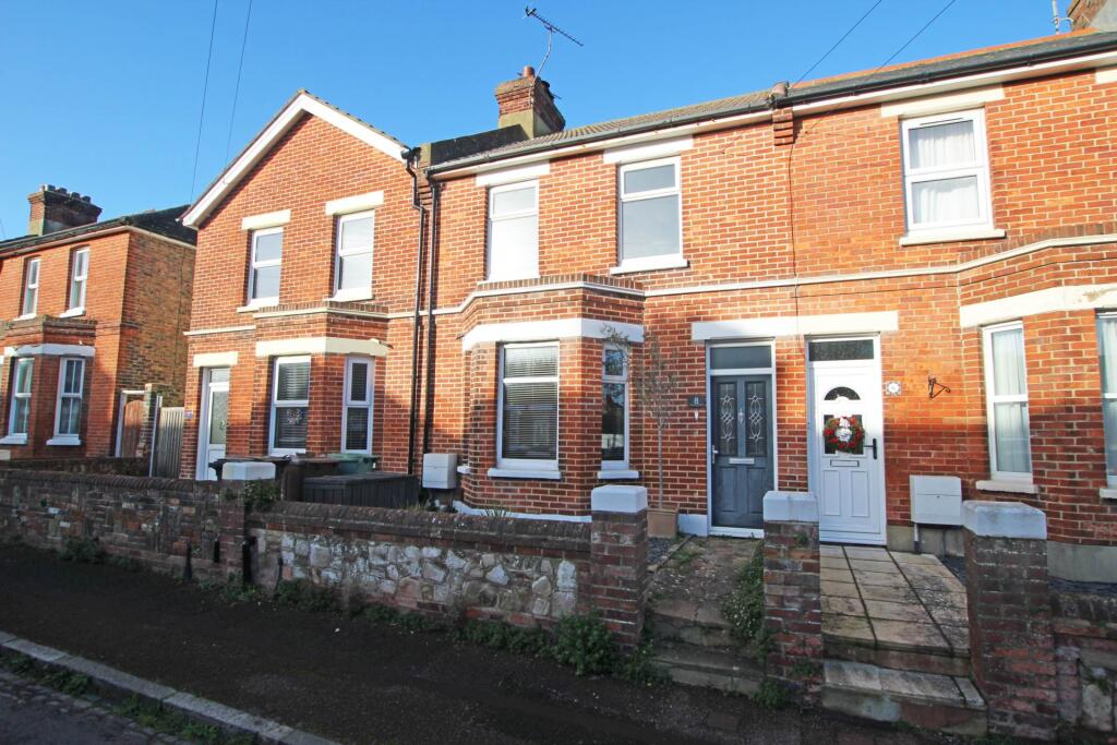 3 bedroom terraced house for sale in Monceux Road, Eastbourne, BN21 1RD ...