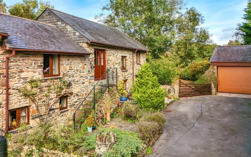 3 bedroom semi-detached house for sale in Filham, Ivybridge, Devon, PL21