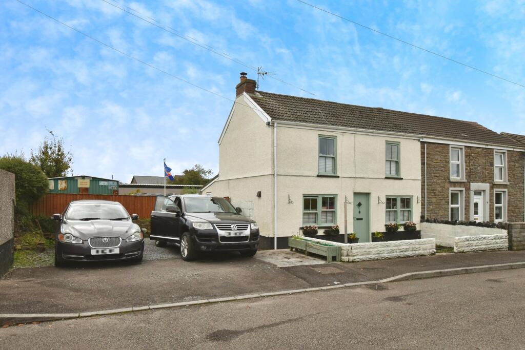 2 bedroom cottage for sale in Water Street, Gwaun Cae Gurwen, Ammanford ...