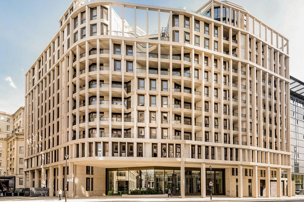 3 bedroom flat for sale in Cleland House, Westminster, SW1P