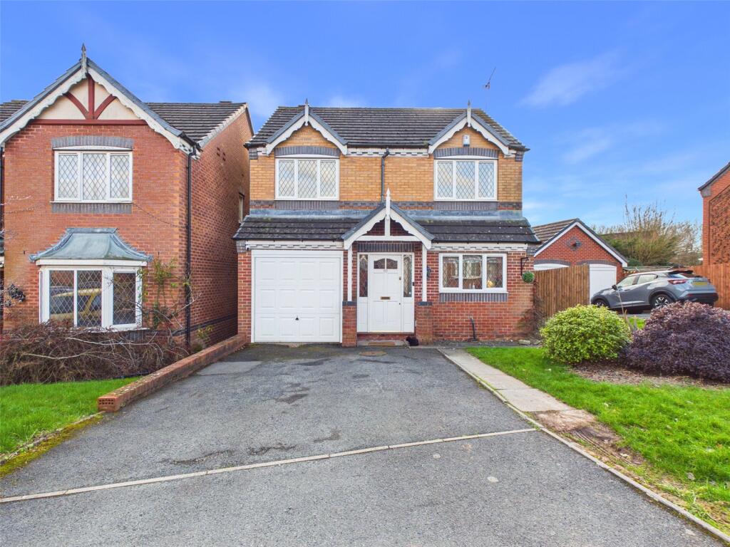 4 bedroom detached house for sale in Farundles Avenue, Lyppard ...