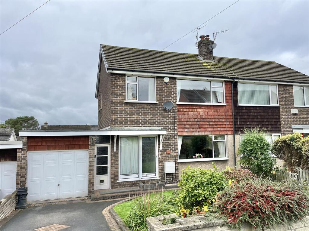 3 bedroom semi-detached house for sale in Littlebrook Close, Hadfield ...