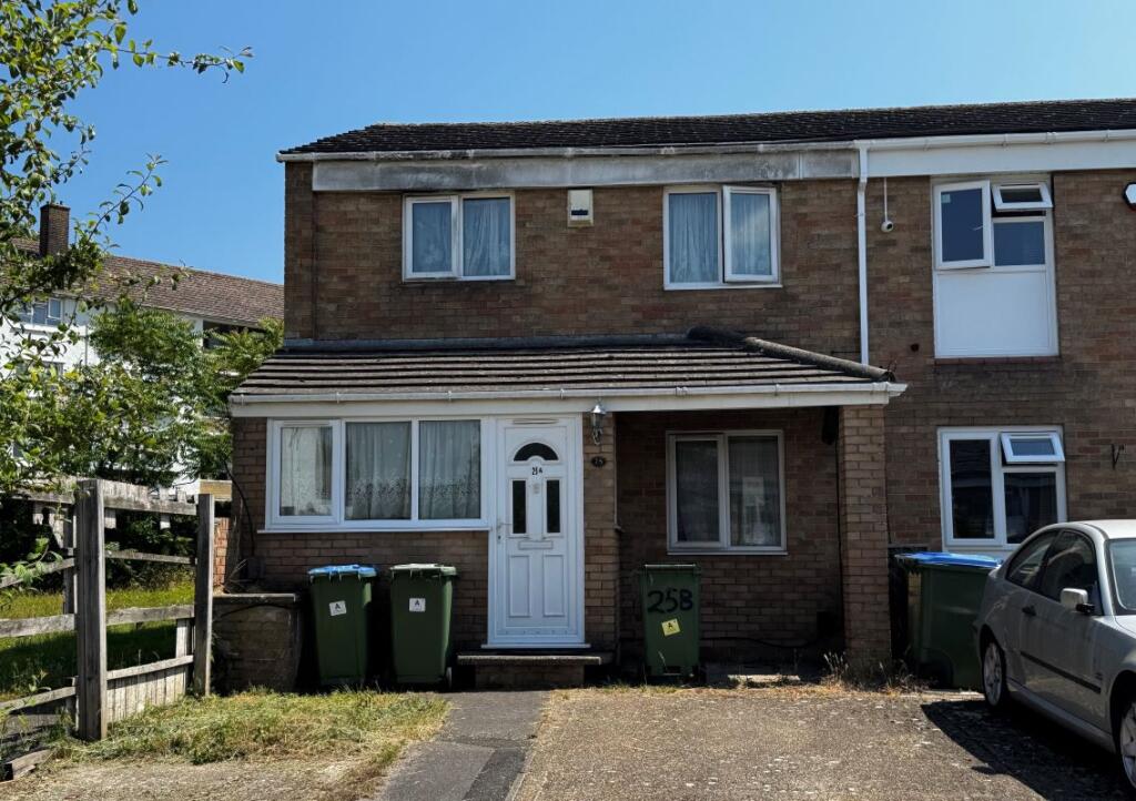 2 bedroom end of terrace house for sale in 25 Flamborough Close ...