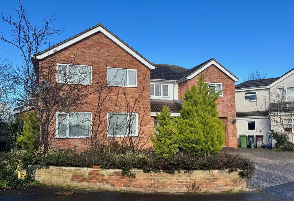 7 bedroom detached house for sale in Southfield Drive, Sutton Courtenay ...