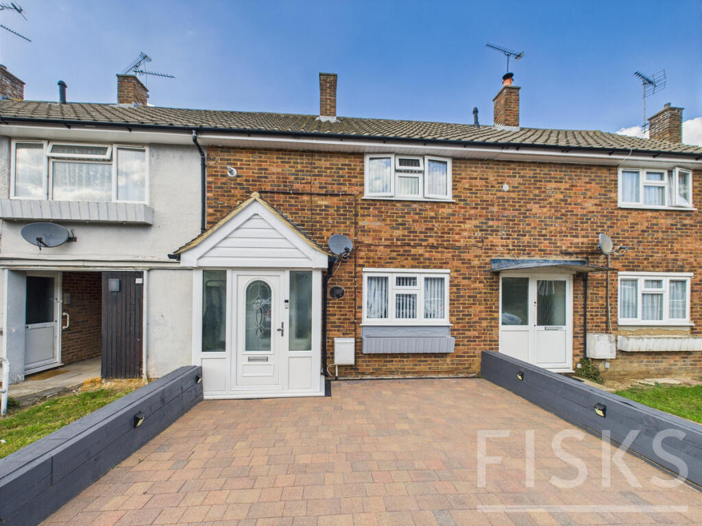 2 bedroom terraced house for sale in Great Gregorie, Basildon, SS16