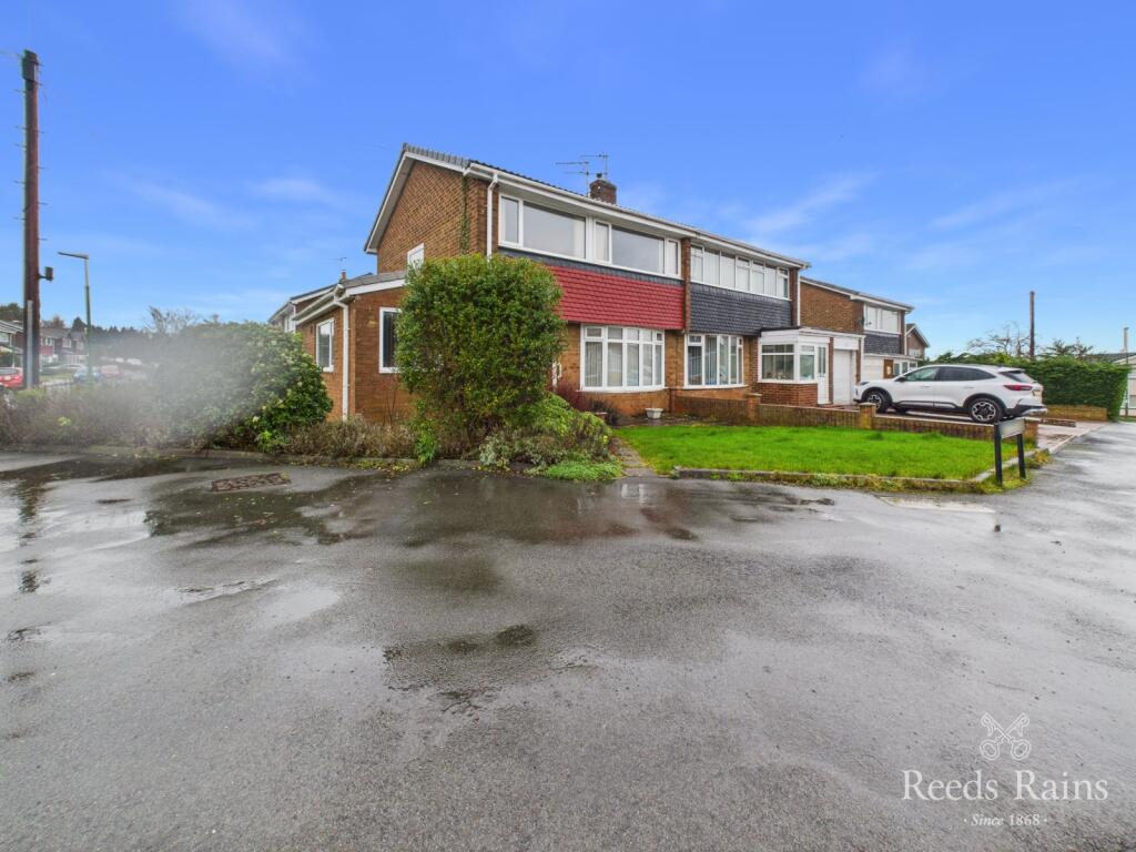 3 bedroom semi-detached house for sale in Ripon Road, Newton Hall ...