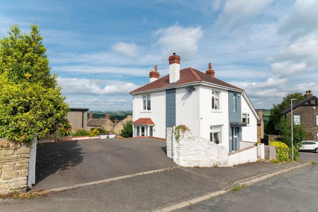 4 bedroom detached house for sale in Finlay House, Cliffe Street ...
