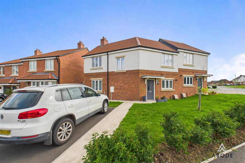 3 bedroom semi-detached house for sale in Parkinson Road, Off Henhurst ...