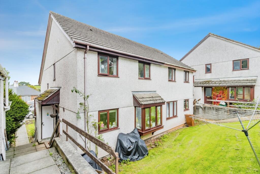 2 bedroom house for sale in Fallowfields, Totnes, Devon, TQ9