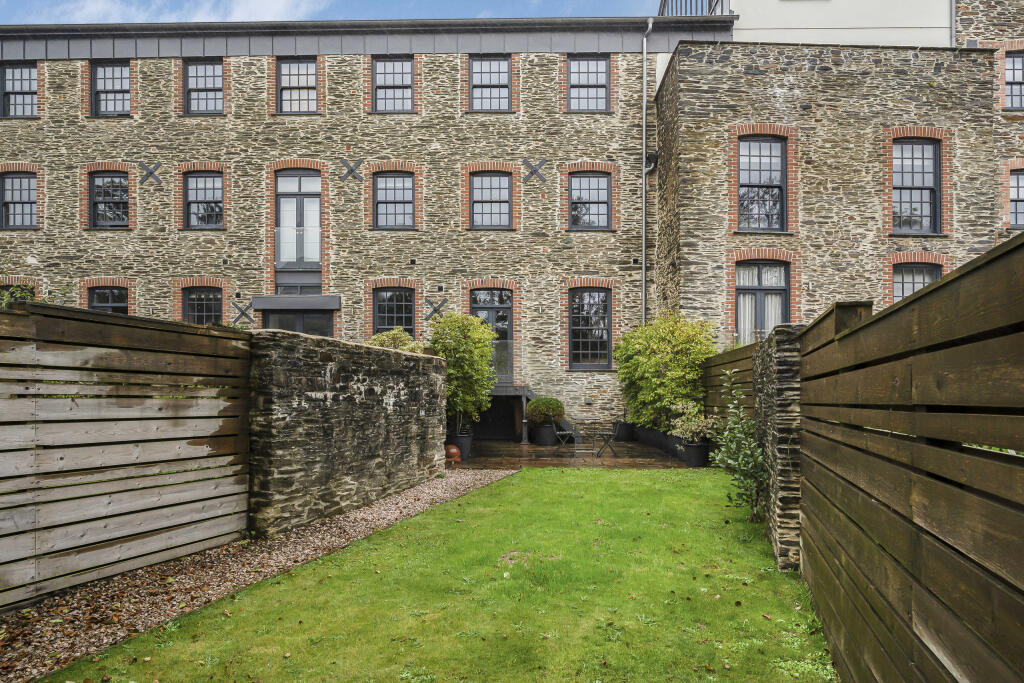 4 bedroom town house for sale in The Mill, Woodland Road, Totnes, TQ9