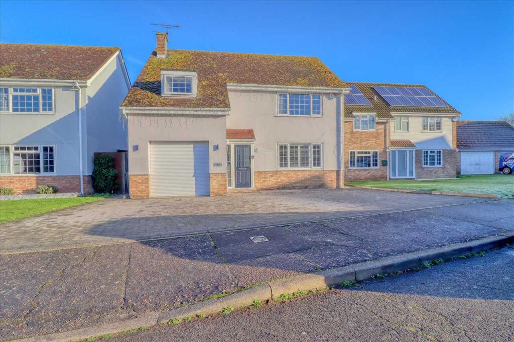 4 bedroom detached house for sale in The Sparlings, Kirby Le Soken, CO13