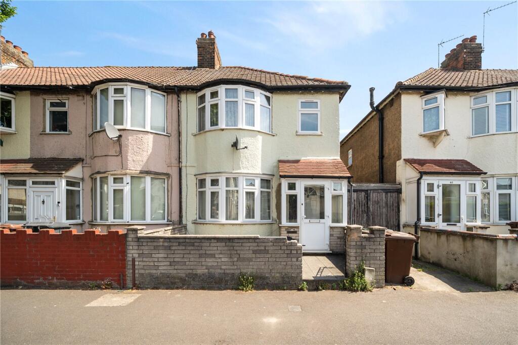 3 bedroom end of terrace house for sale in Burwell Road, London, E10