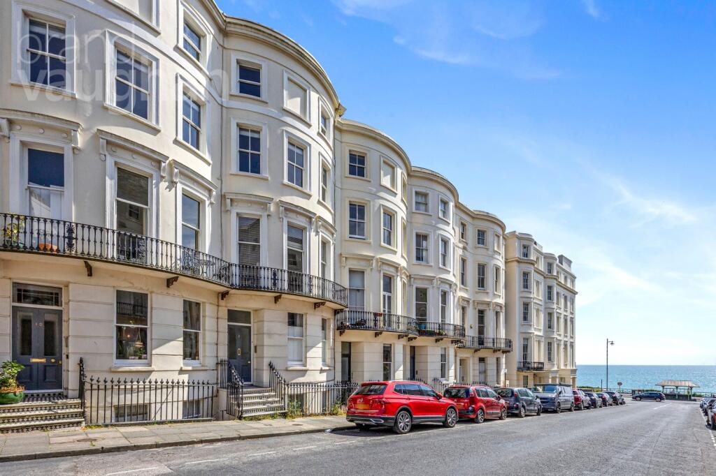 1 bedroom flat for sale in Eaton Place, Brighton, BN2