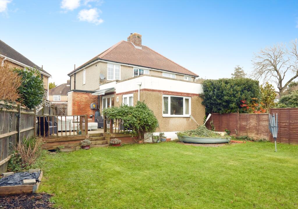 4 bedroom semi-detached house for sale in Chalmers Way, Southampton, SO31