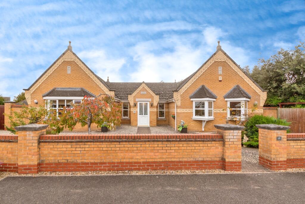 4 bedroom detached house for sale in Oak Way, Heckington, Sleaford, NG34