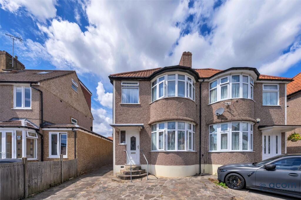 3 bedroom semi-detached house for sale in Hill View Gardens, Colindale ...