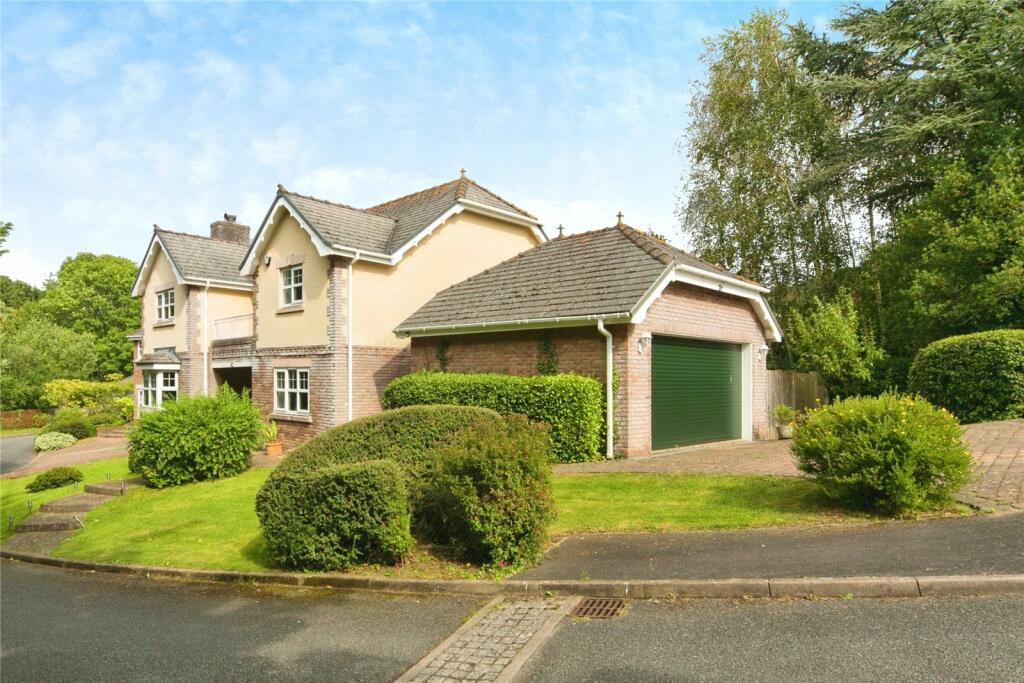 4 bedroom detached house for sale in Coed Yr Afon, Conwy, Conwy, LL32
