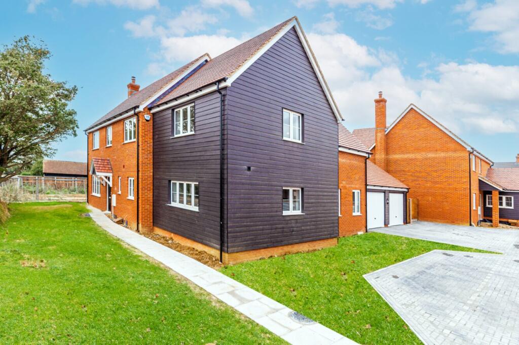4 bedroom detached house for sale in Shefford Road, Meppershall ...