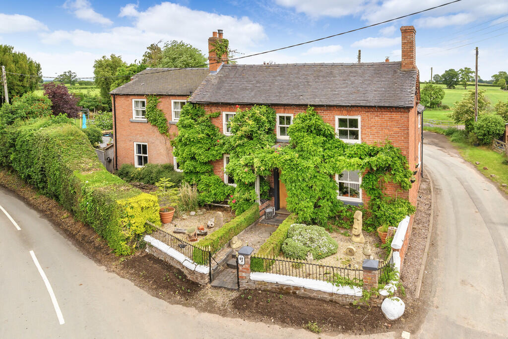 4 bedroom detached house for sale in Ollerton, Market Drayton, TF9