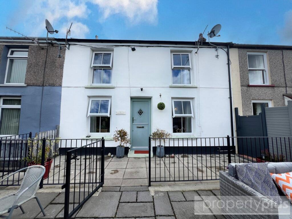 2 bedroom terraced house for sale in Lower Alma Place, Pentre, Rhondda ...