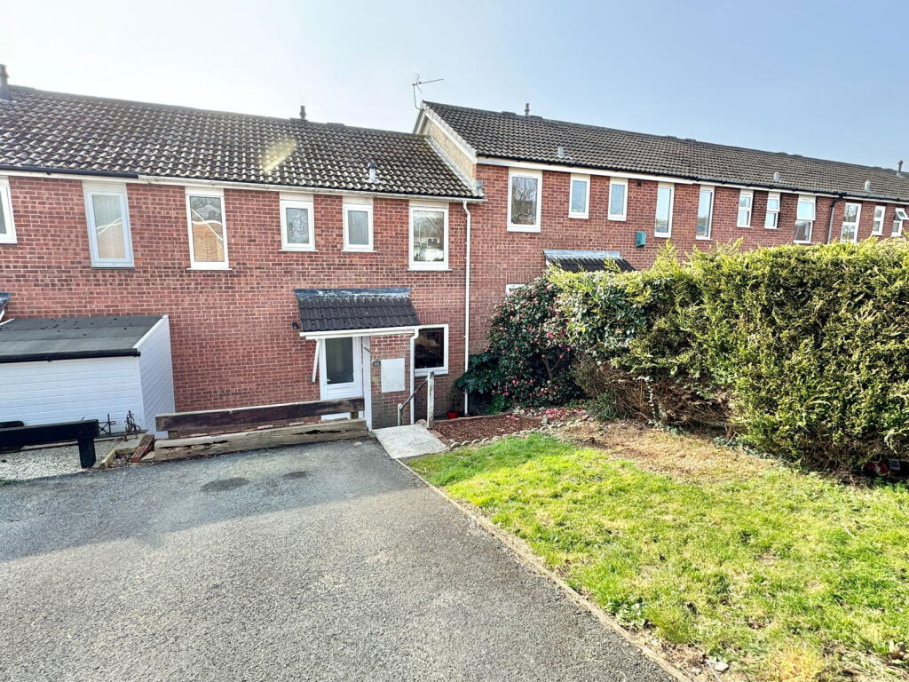 3 bedroom terraced house for sale in Patterdale Close, Thornbury ...