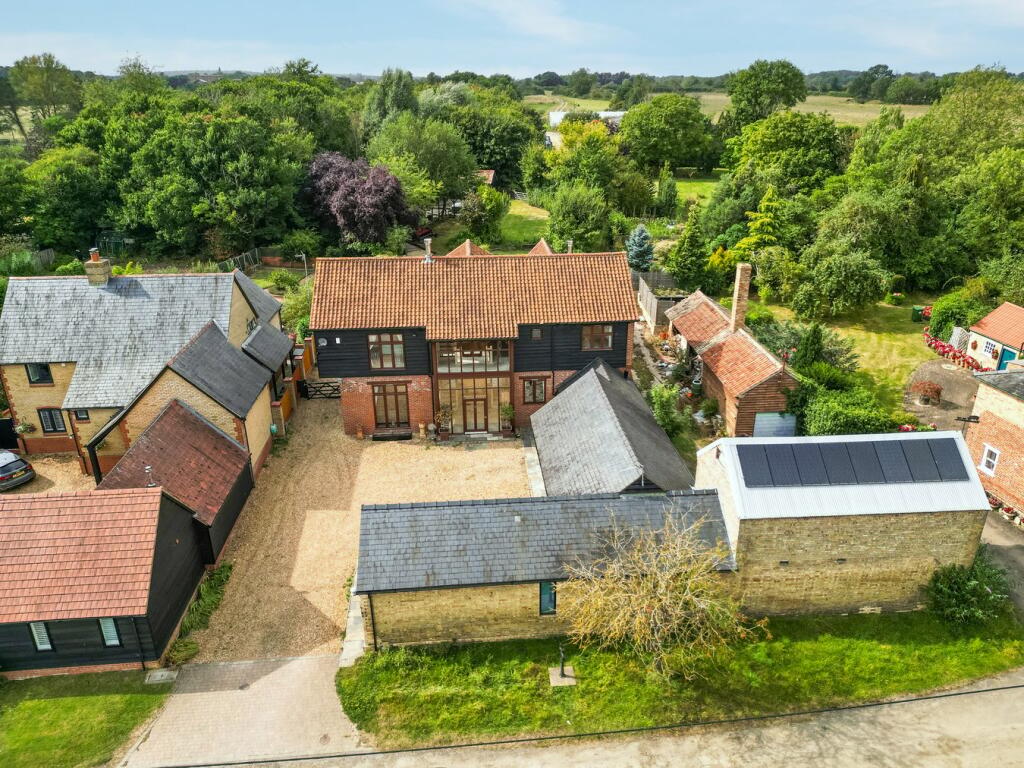5 bedroom detached house for sale in Illings Lane, Broughton ...