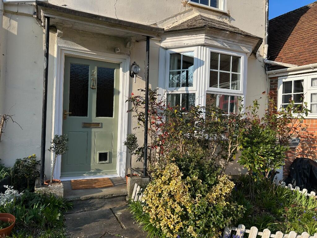 1 bedroom ground floor flat for sale in The Laurels, Hungerford ...