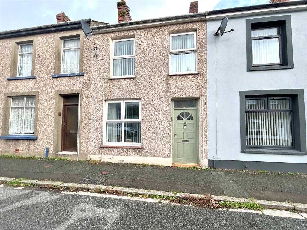2 bedroom terraced house for sale in Brooke Avenue, MILFORD HAVEN ...
