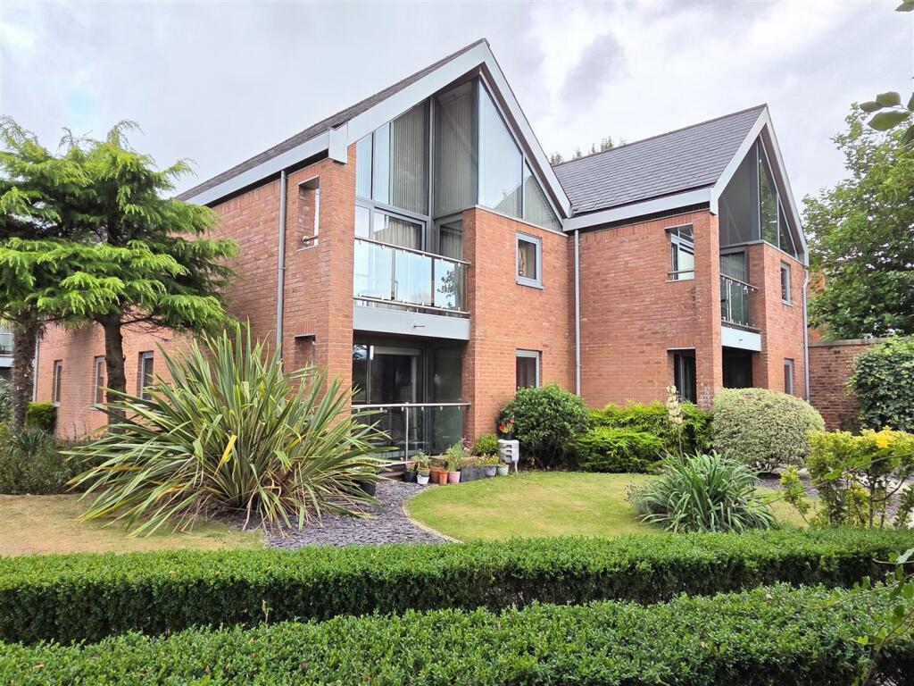 2 bedroom apartment for sale in Mercer House, Fairlawn Road, Lytham, FY8