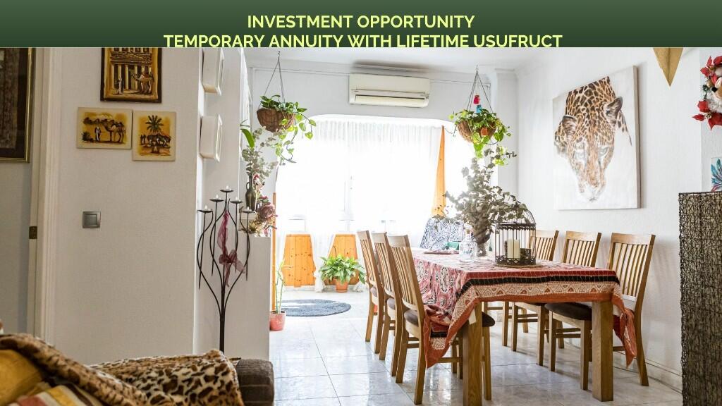 3 bedroom flat for sale in Fuengirola, Málaga, Andalusia, Spain