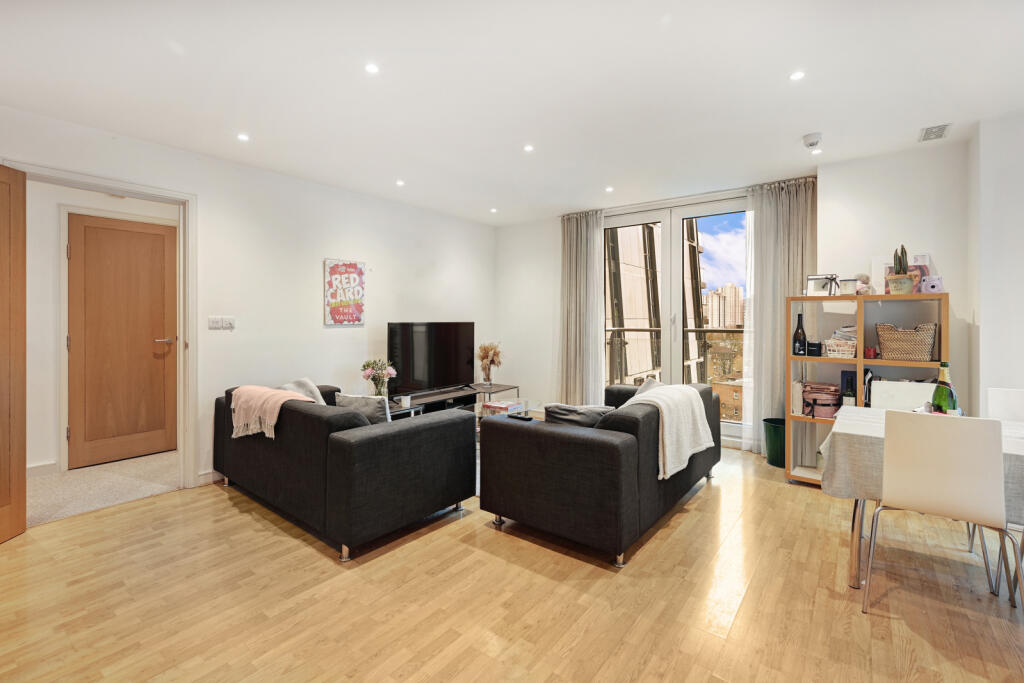 2 bedroom flat for sale in Albert Embankment, Albert Embankment, SE1