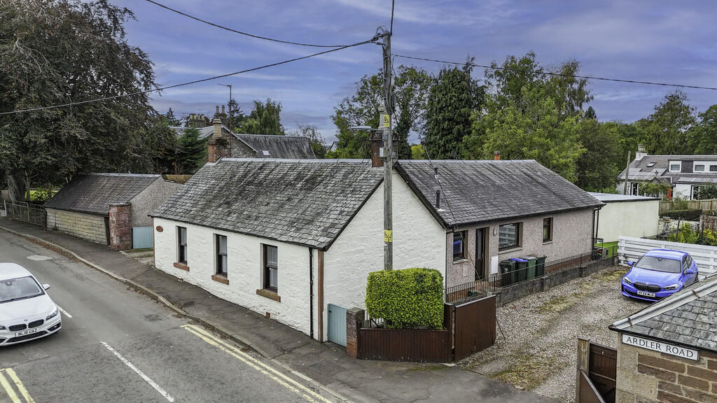 3 bedroom detached bungalow for sale in Ardler Road, Meigle ...