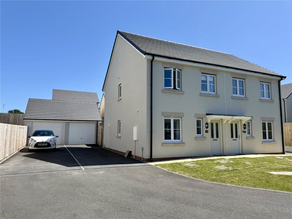 3 bedroom semi-detached house for sale in Gerddi Lingfield, Whitland ...