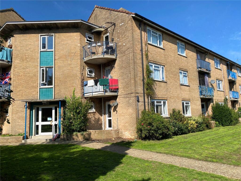 2 bedroom apartment for sale in Wimborne Road, Kinson, Bournemouth ...