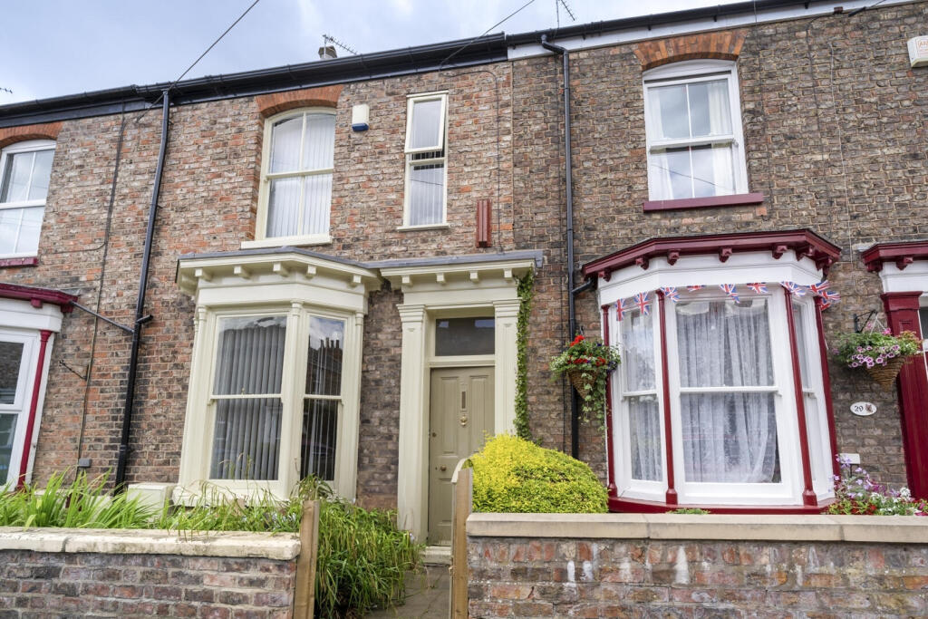 4 bedroom terraced house for sale in Vine Street, York, YO23