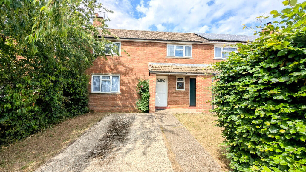 3 bedroom terraced house for sale in Sutton Field, Whitehill, Hampshire ...