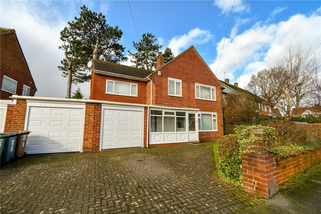 4 bedroom detached house for sale in Patterdale Road, Bebington, Wirral ...